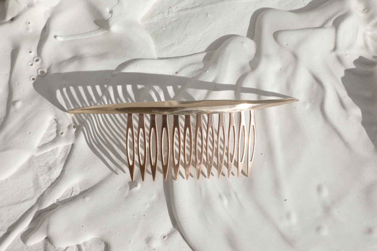 Crescent Azul Comb – PLUIE